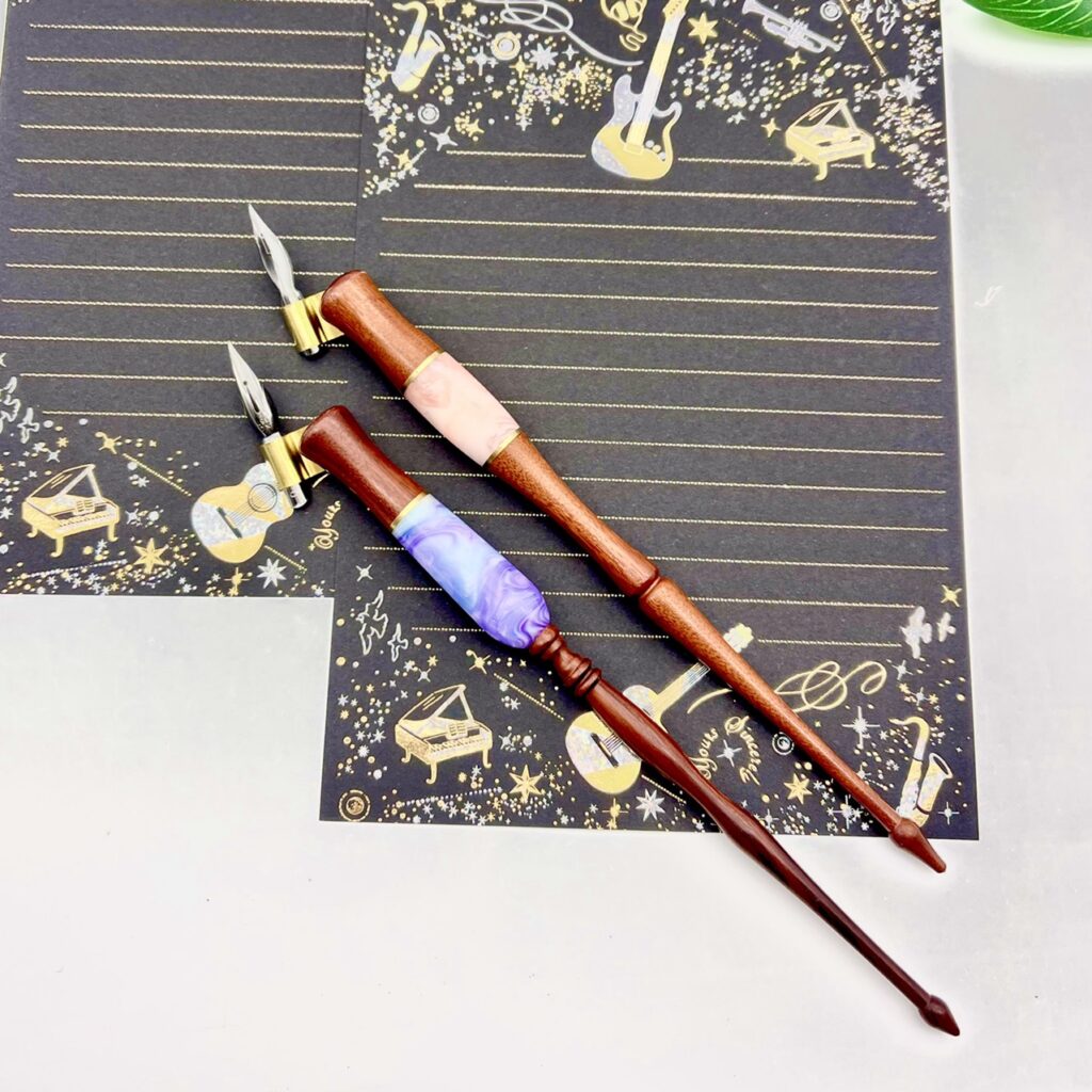 Quản chéo - 3 khoang (đựng ngòi) - Bút mài Thầy Ánh